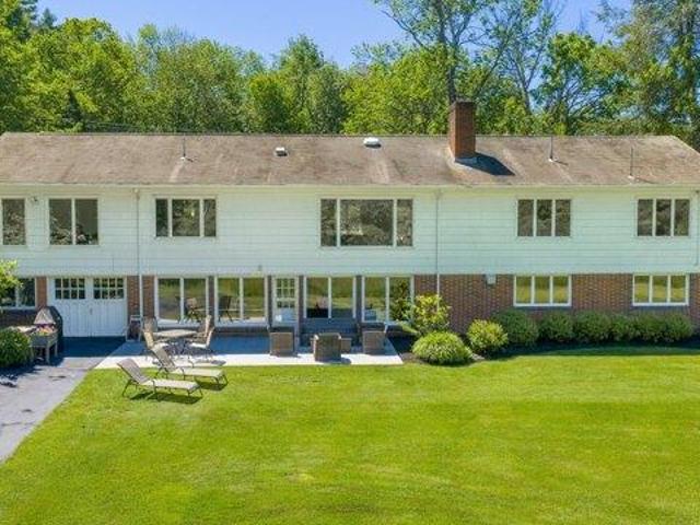 house with 3 bedroom, Falmouth ME ES104444751