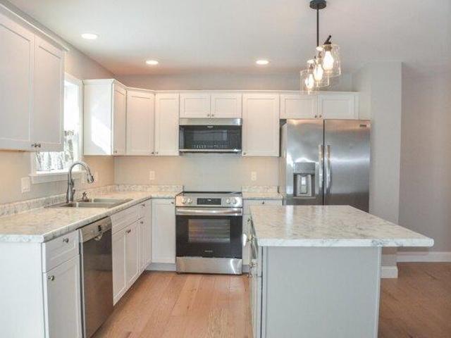 house with 3 bedroom, Farmingdale ME ES103496349