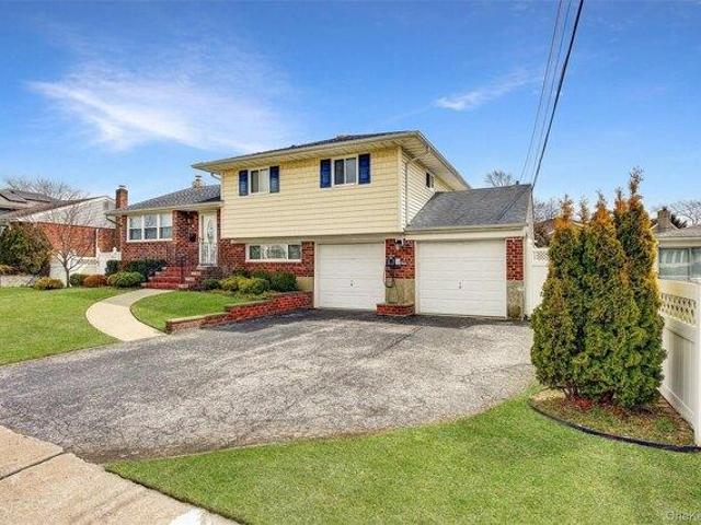 house with 3 bedroom, Farmingdale NY DS103604607