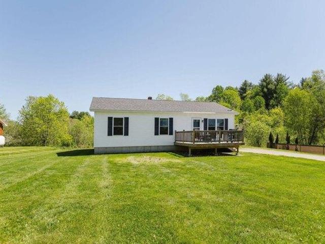 house with 3 bedroom, Farmington ME DLS102778015
