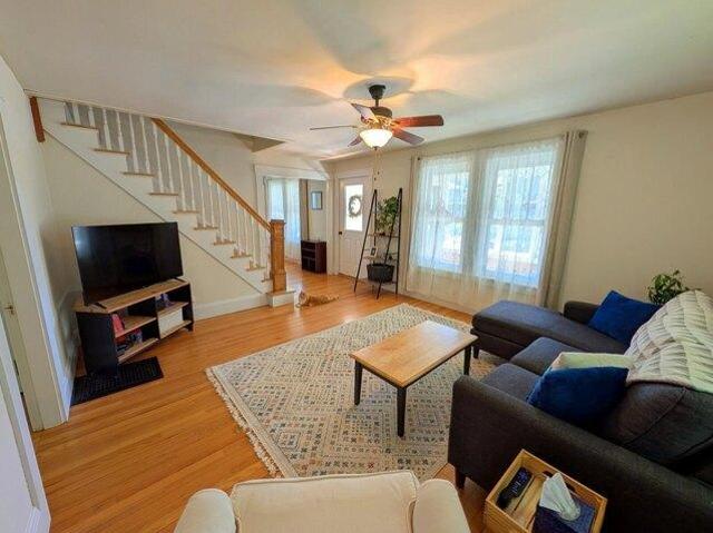 house with 3 bedroom, Farmington ME ES105192744