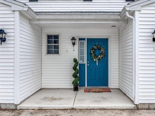 house with 3 bedroom, Farmington NH DLS102345872