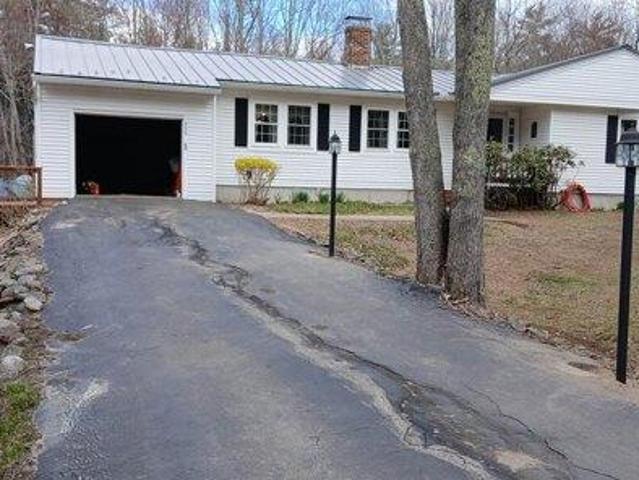 house with 3 bedroom, Farmington NH ES104790070