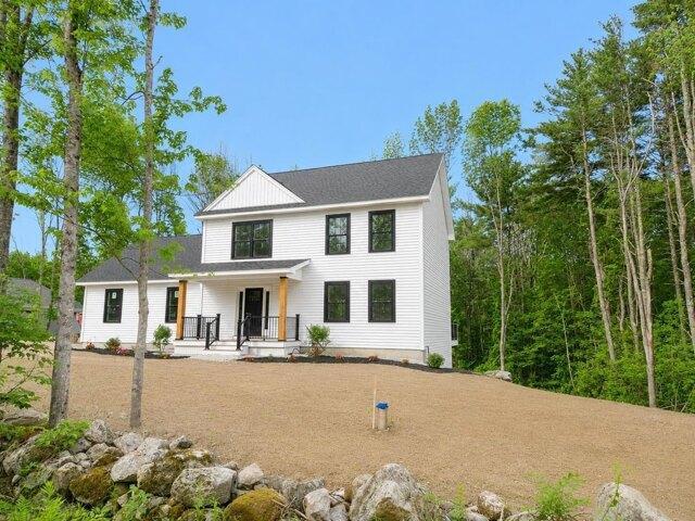 house with 3 bedroom, Farmington NH ES103849882