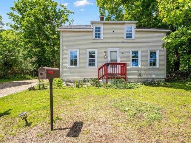 house with 3 bedroom, Farmington NH ES103965899