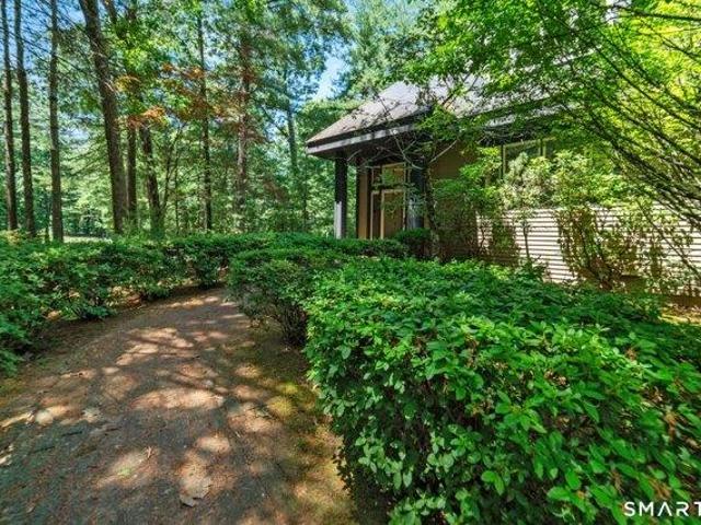 house with 3 bedroom, Farmington CT ES104264472
