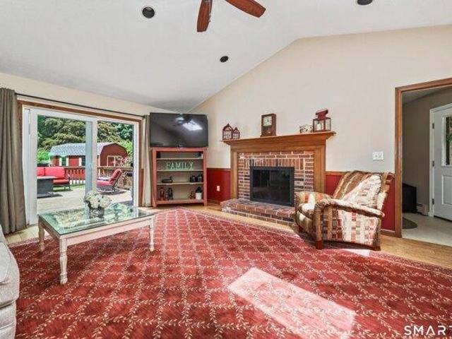 house with 3 bedroom, Farmington CT ES104788642