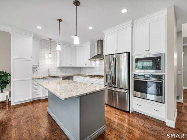 house with 3 bedroom, Farmington CT ES105156795