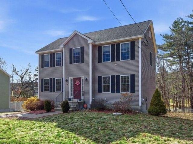 house with 3 bedroom, Fitchburg MA DLS102632873