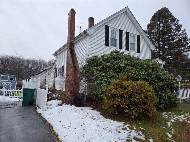 house with 3 bedroom, Fitchburg MA DS102584869