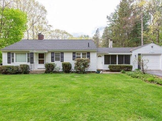 house with 3 bedroom, Fitchburg MA DS103438253