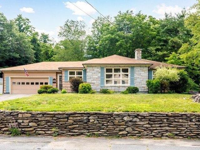 house with 3 bedroom, Fitchburg MA DS104406390