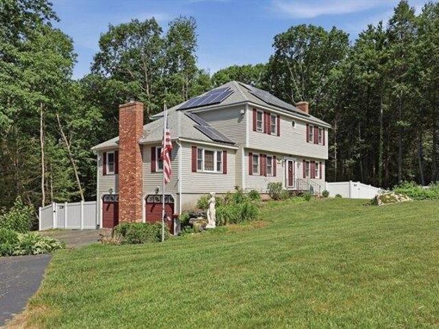 house with 3 bedroom, Fitchburg MA DS104008621