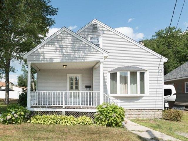 house with 3 bedroom, Fitchburg MA ES103498226
