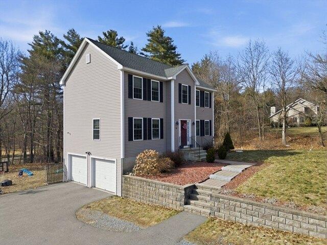 house with 3 bedroom, Fitchburg MA ES103248130