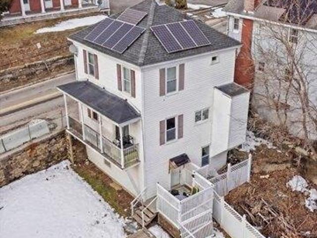 house with 3 bedroom, Fitchburg MA ES104721125