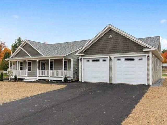 house with 3 bedroom, Fitchburg MA ES104757934