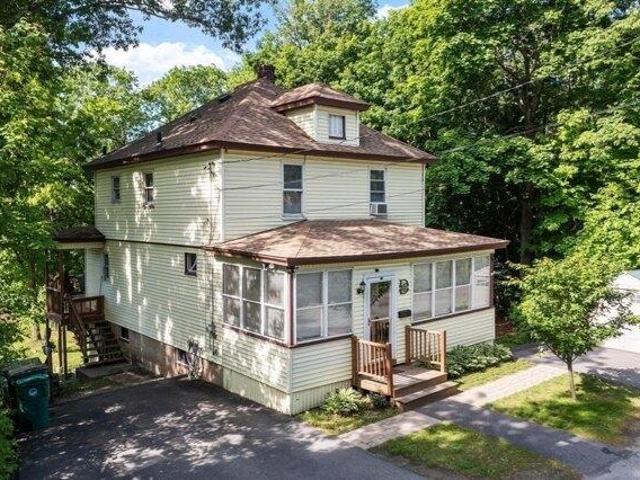house with 3 bedroom, Fitchburg MA ES104758381