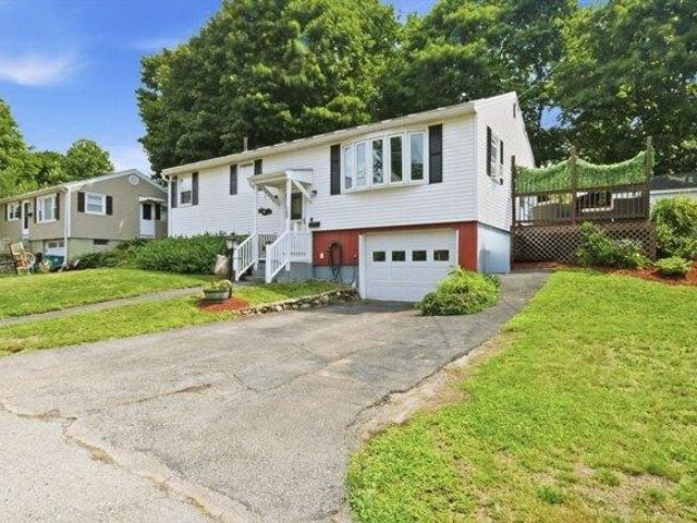 house with 3 bedroom, Fitchburg MA ES104833439