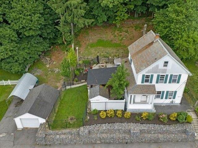 house with 3 bedroom, Fitchburg MA ES104010490