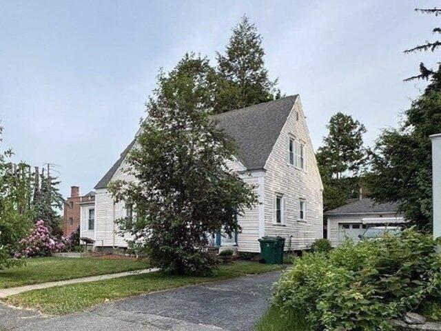 house with 3 bedroom, Fitchburg MA ES105059029