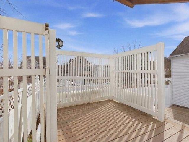 house with 3 bedroom, Fitchburg MA ES105094342