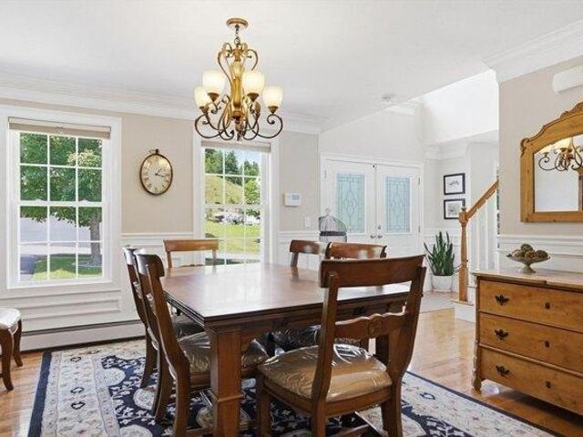 house with 3 bedroom, Fitchburg MA ES105107733