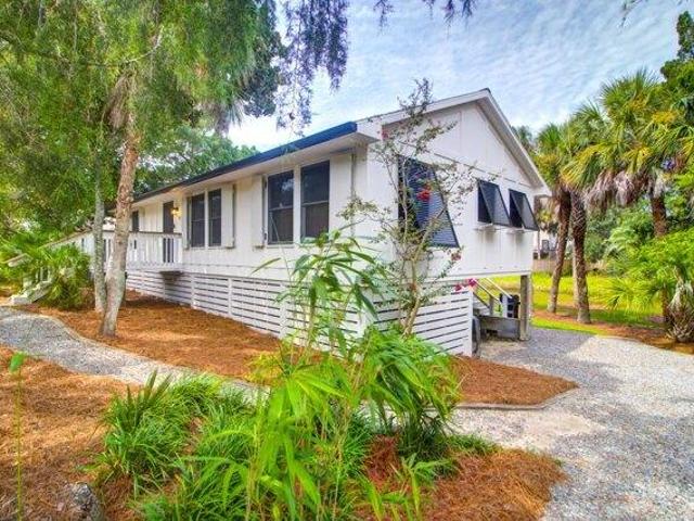 house with 3 bedroom, Folly Beach SC ES104902852