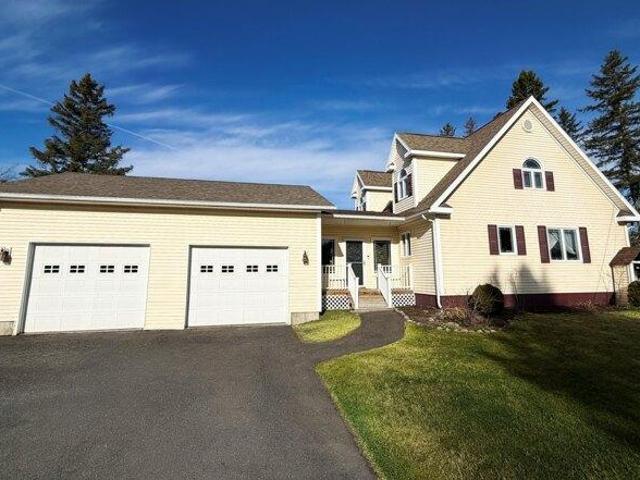 house with 3 bedroom, Fort Kent ME DS102062333