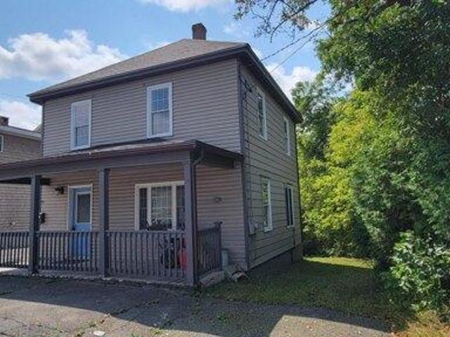 house with 3 bedroom, Fort Kent ME ES103889482