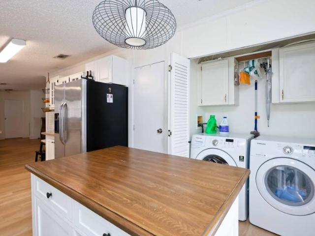 house with 3 bedroom, Fort Lauderdale FL ES100147593