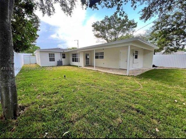 house with 3 bedroom, Fort Lauderdale FL ES104898940