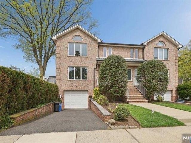 house with 3 bedroom, Fort Lee NJ DS102346520