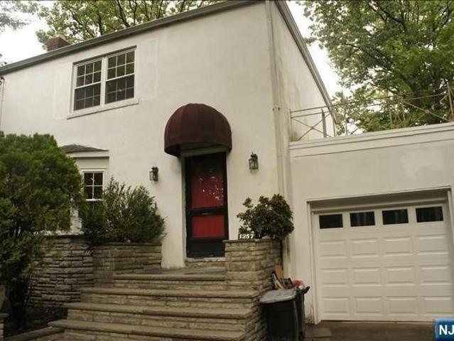 house with 3 bedroom, Fort Lee NJ DS104235975