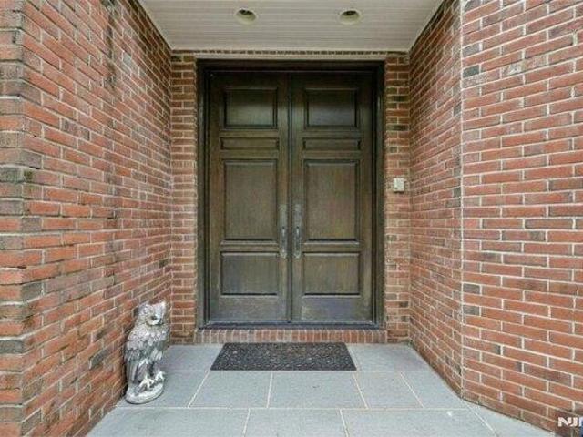 house with 3 bedroom, Fort Lee NJ ES105158256
