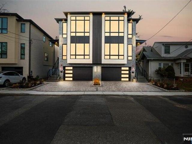 house with 3 bedroom, Fort Lee NJ ES105173879