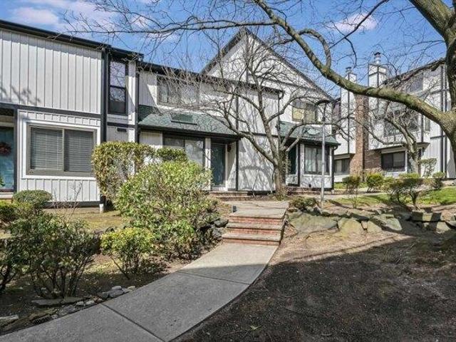 house with 3 bedroom, Fort Lee NJ ES105232249