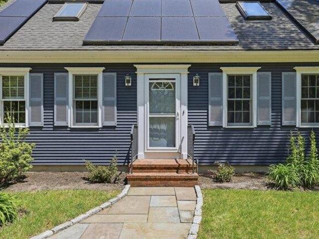 house with 3 bedroom, Forestdale MA DLS103036519