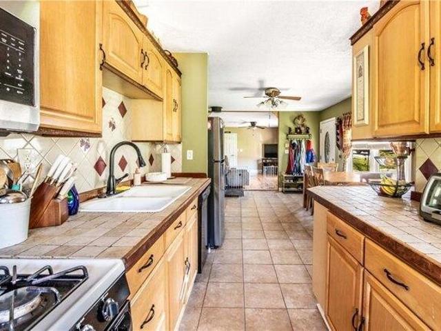 house with 3 bedroom, Foster RI DS101858385