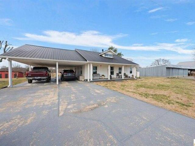 house with 3 bedroom, Fountain Run KY DLS88488095