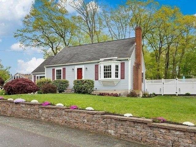 house with 3 bedroom, Foxboro MA DS103035469