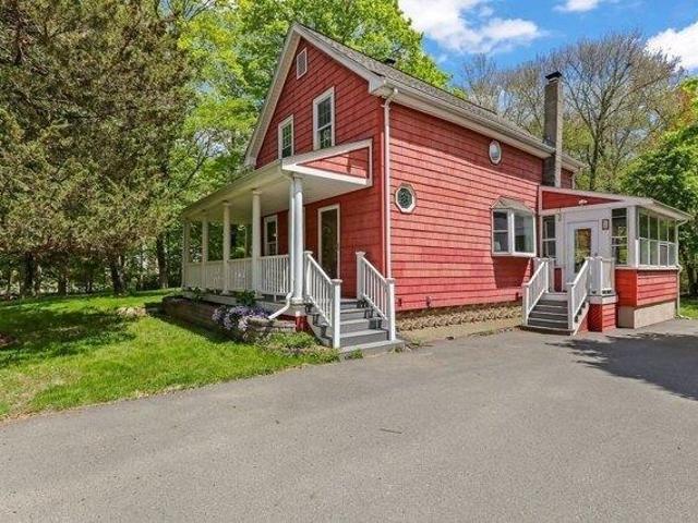 house with 3 bedroom, Foxboro MA DS103128196