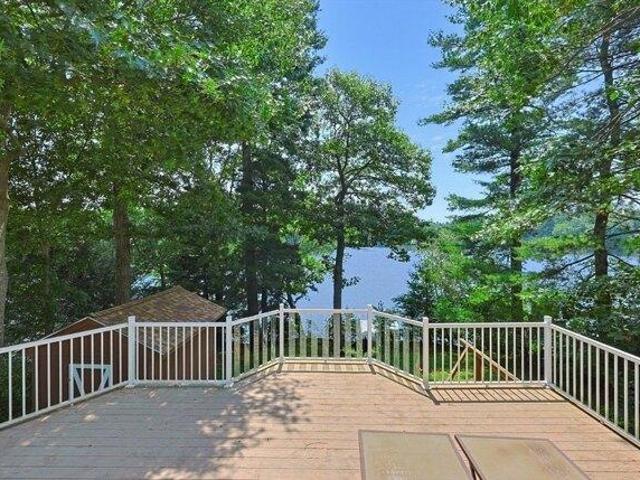 house with 3 bedroom, Foxboro MA ES105080053