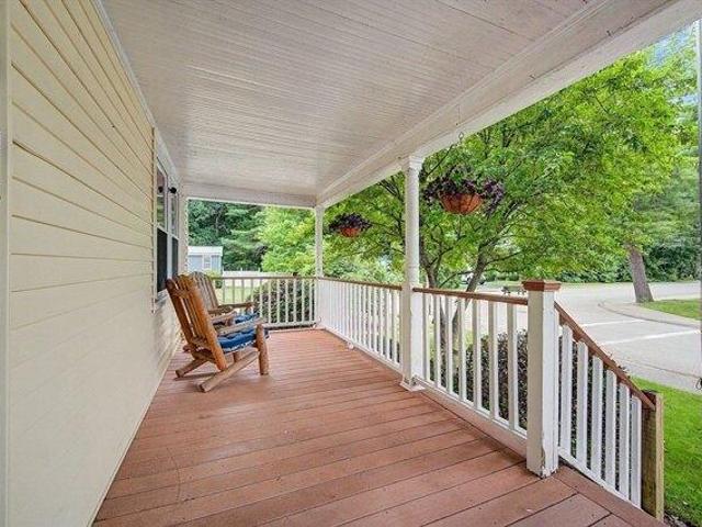 house with 3 bedroom, Foxboro MA ES105080413