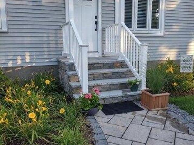 house with 3 bedroom, Foxboro MA ES105096299