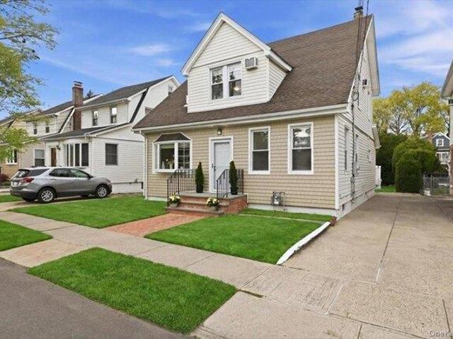 house with 3 bedroom, Floral Park NY ES103625201