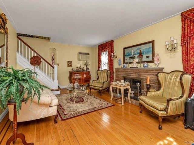 house with 3 bedroom, Flushing NY ES103620120