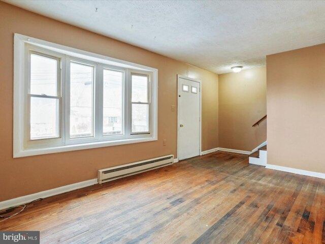 house with 3 bedroom, Front Royal VA DS88337052