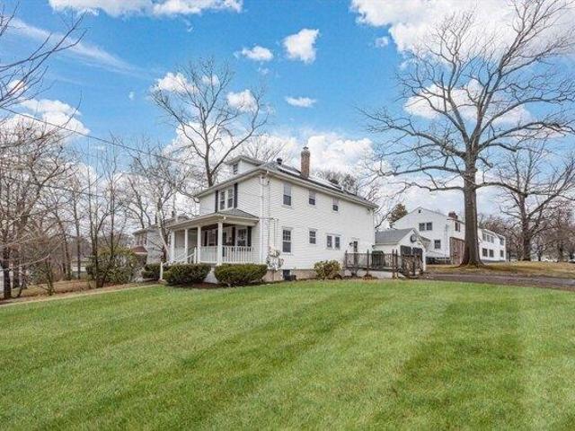 house with 3 bedroom, Framingham MA DLS102344519
