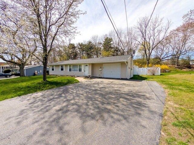 house with 3 bedroom, Framingham MA DLS102961182